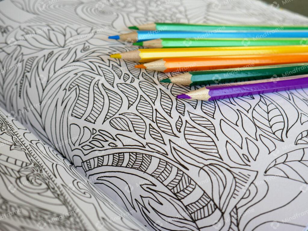 Colouring in page with pencils – Mindframe online image collection
